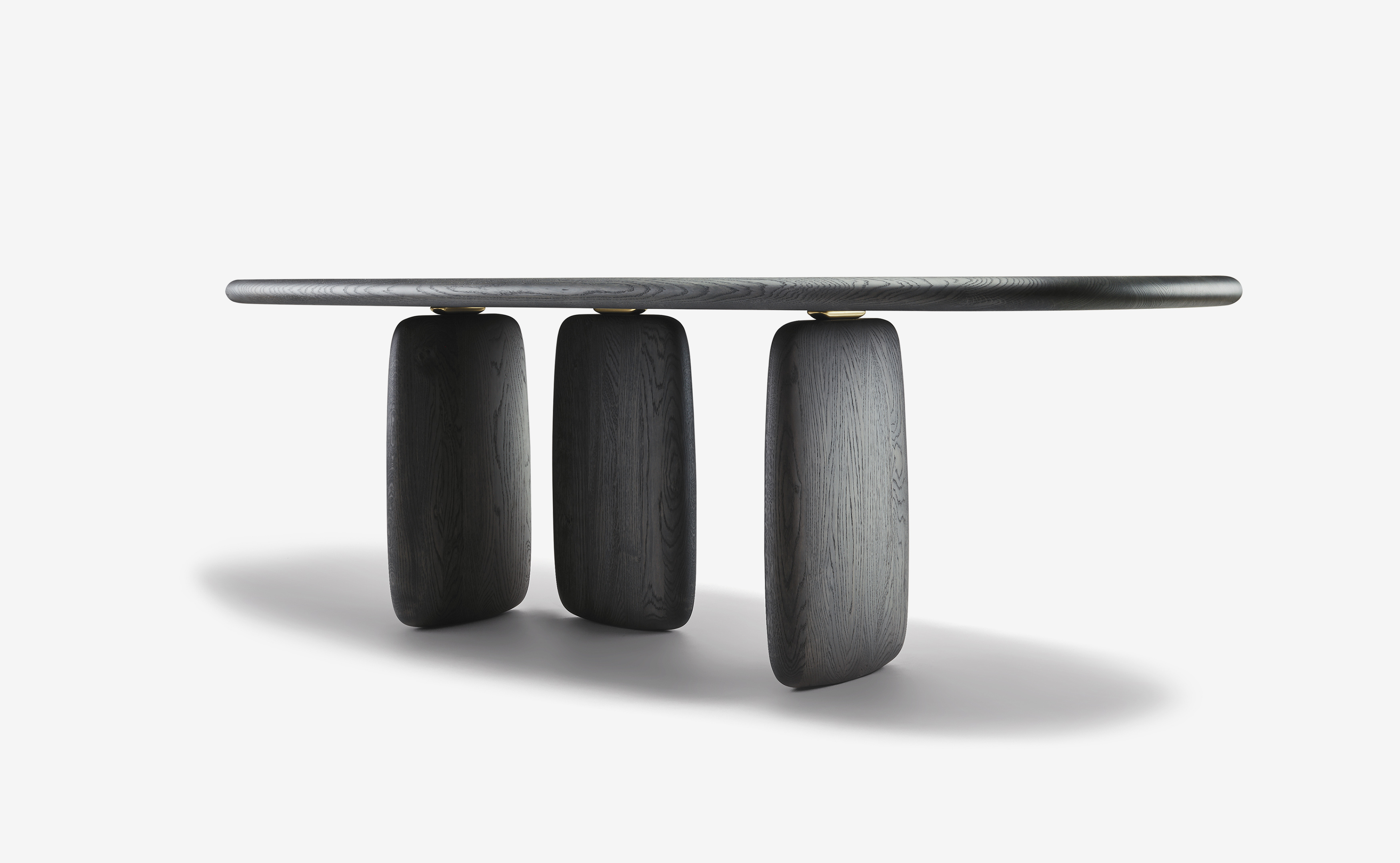 Sé Collections: Atlas Dining Table