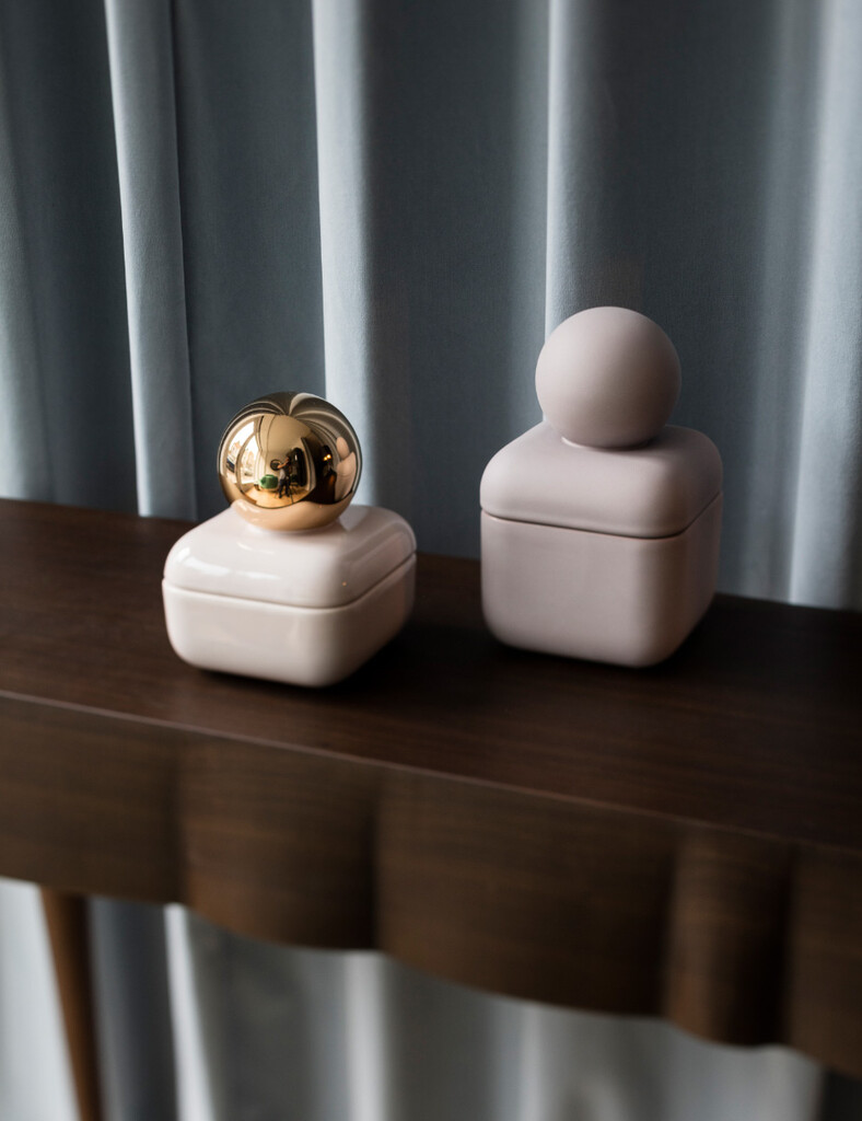 Sé Collections: Whisper Box Petite